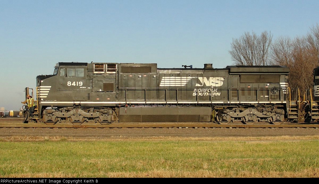NS 8419